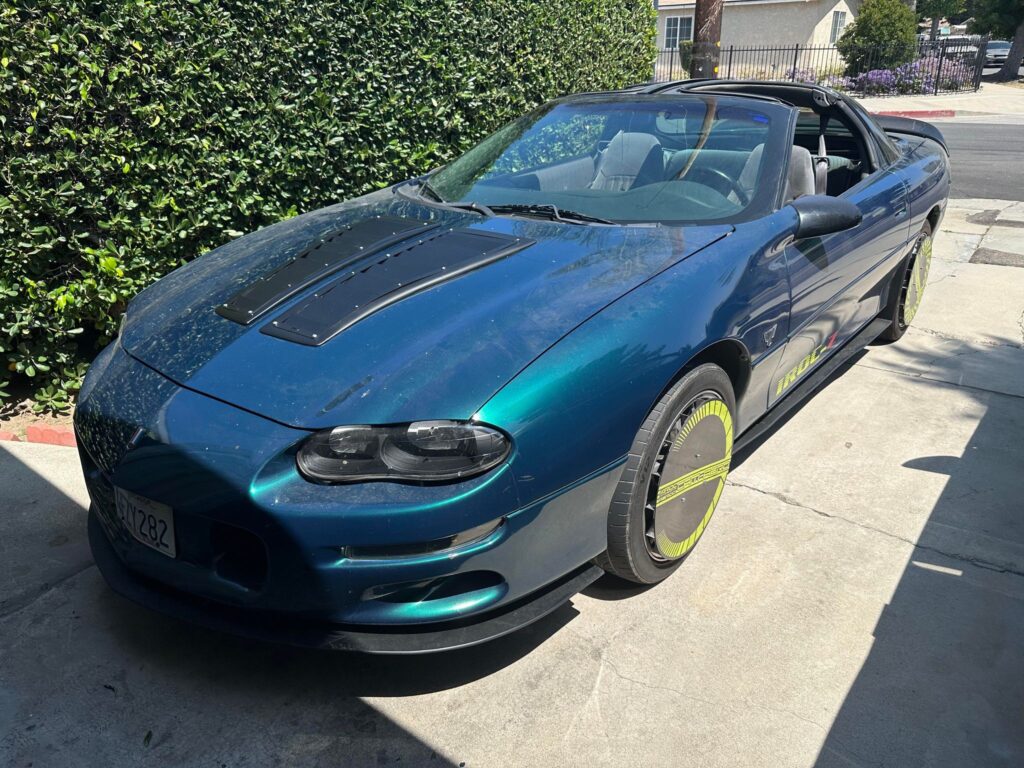 CUSTOM “1982-1992 Camaro IROC-Z/Z28 Style” FUNCTIONAL Hood Louvers ...